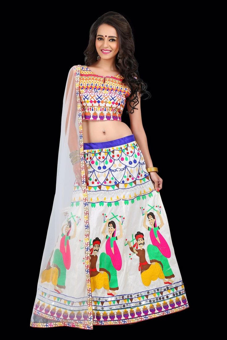 Trendy and Stylish Traditional outfits for Navratri Festival