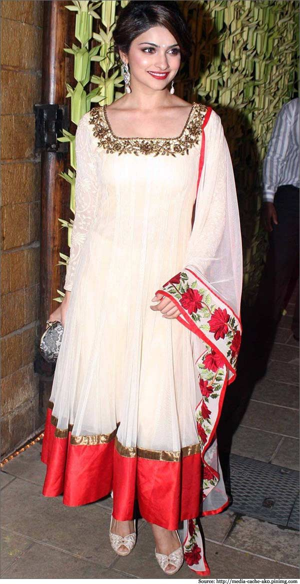 30 Latest Churidar Neck Designs You’ve Got To See!